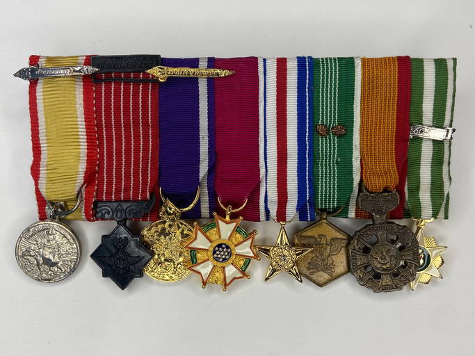 A Thai American 8 Miniature Medal Bar From The Vietnam Era