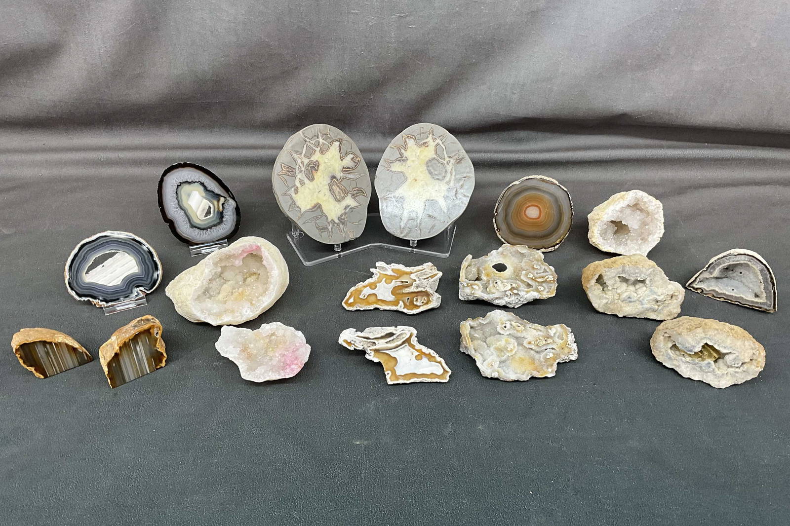 Complete Septerrian Node, Geodes With Calcite, Agate Coral, Agate ...