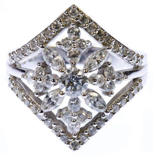 Christian Bernard 18k White Gold And Diamond Ring