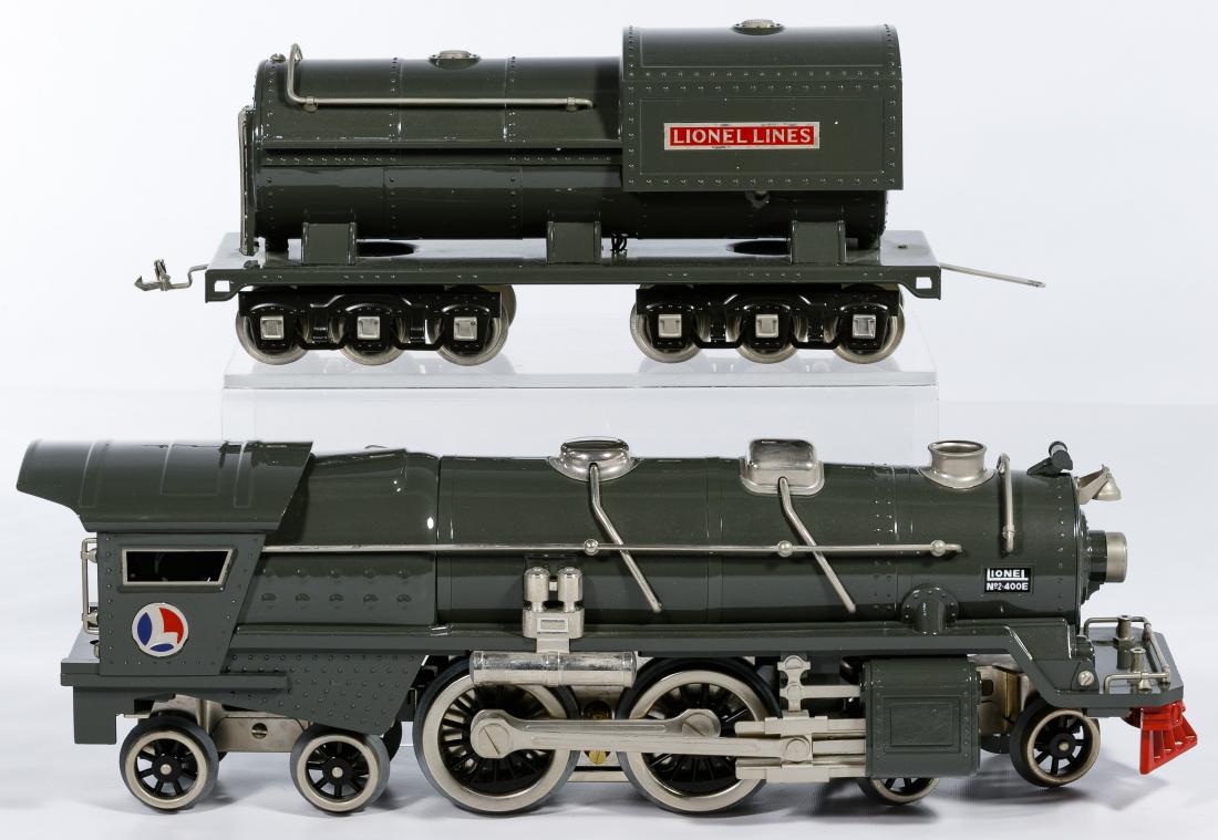 Lionel Model Train Steam Locomotive And Tender