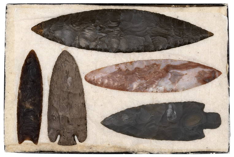 Paleo and Pre-Columbian Knapped Stone Assortment - Jun 25, 2022 ...