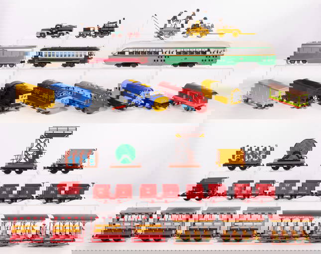 Model Train G Scale Train And Accessory Assortment