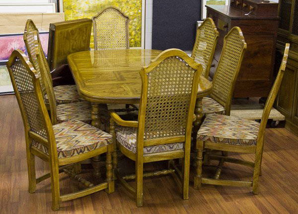 Chartwell Dining Suite By Drexel