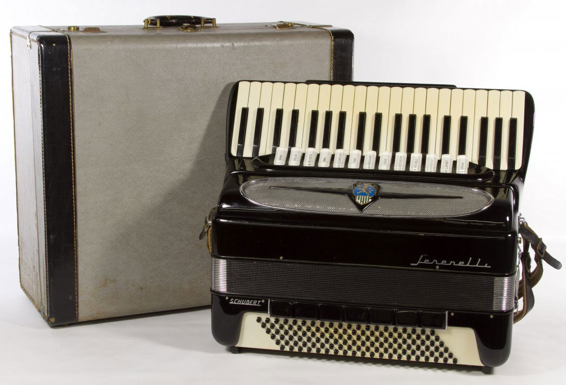 Farinelli 'Schubert' Model 14427 Accordion