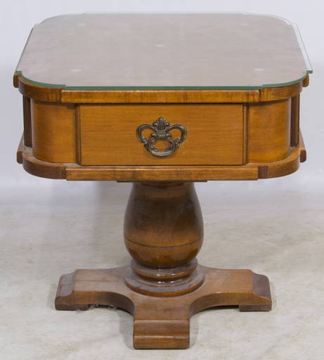 American Maple Side Table By Sprague Carlton