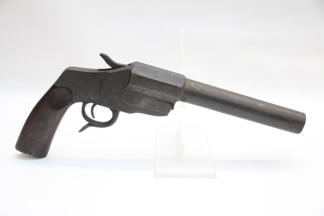 VINTAGE FLARE GUN