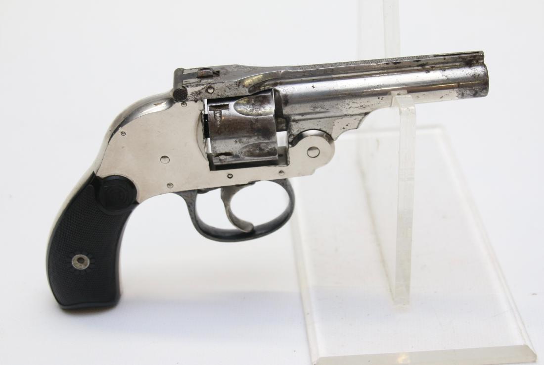 H&R HAMMERLESS REVOLVER