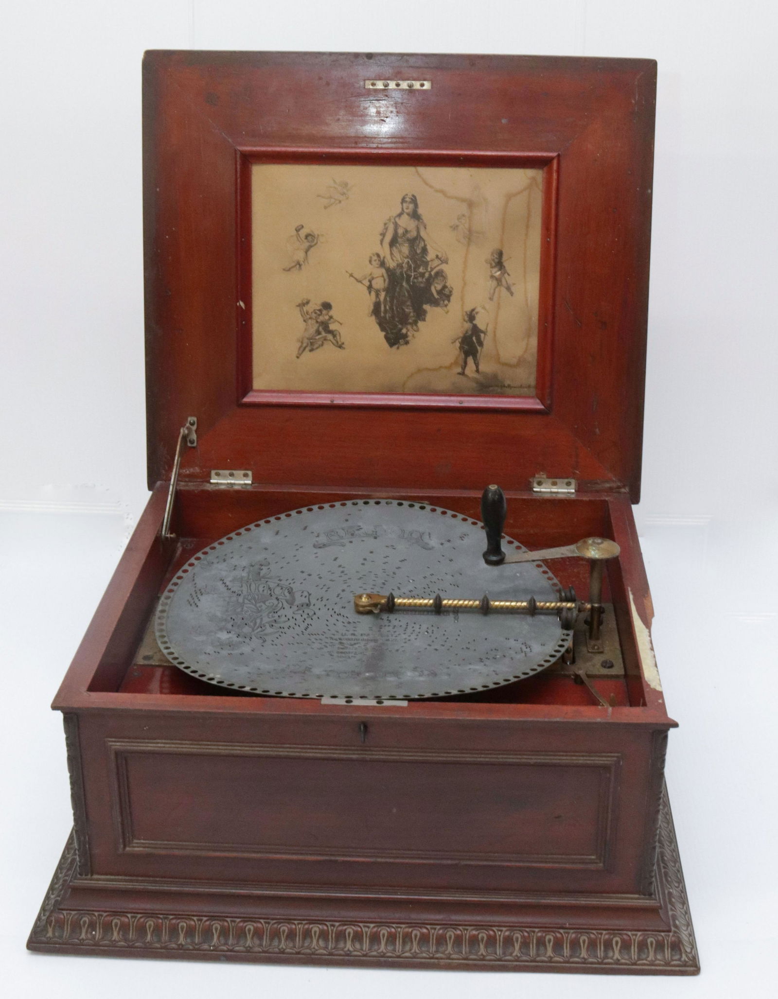 REGINA MUSIC BOX - Mar 28, 2020 | Hartzell's Auction Gallery, Inc. in PA