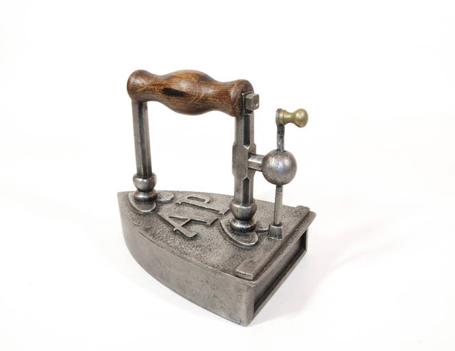 19th Century German Box Iron - Jul 29, 2021 | Hartzell's Auction ...