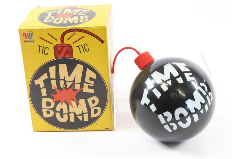 Vintage Milton Bradley Time Bomb Game