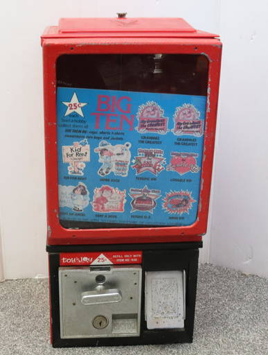 Victor 77 Toy Machine Dispenser