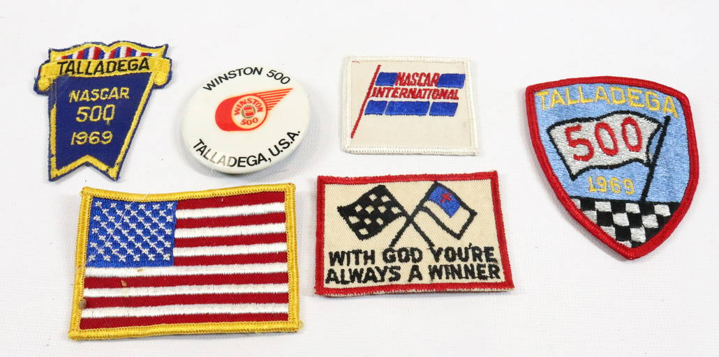 LOT OF VINTAGE RACING PATCHES (#0286) on Aug 26, 2022 | Hartzell's ...