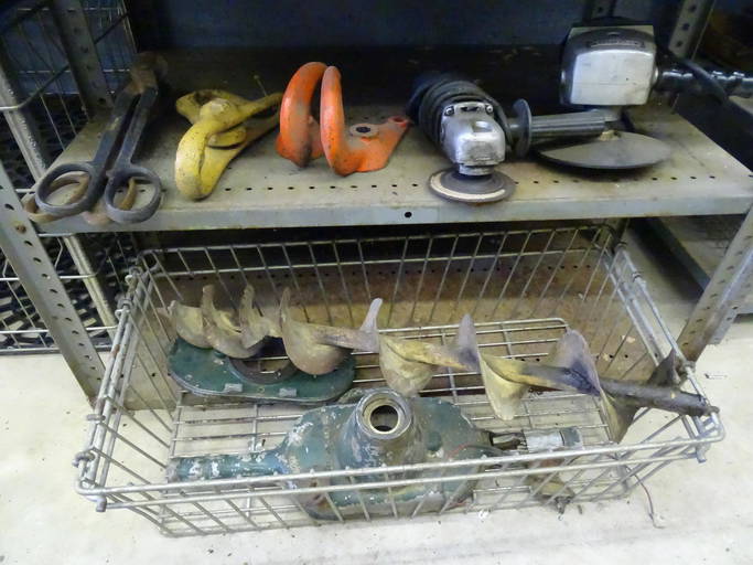 TOOLS (#0141) on Oct 06, 2022 | Hartzell's Auction Gallery, Inc. in Nj