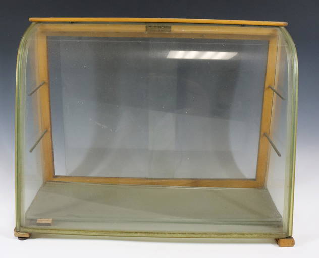 Curved Glass Display Case