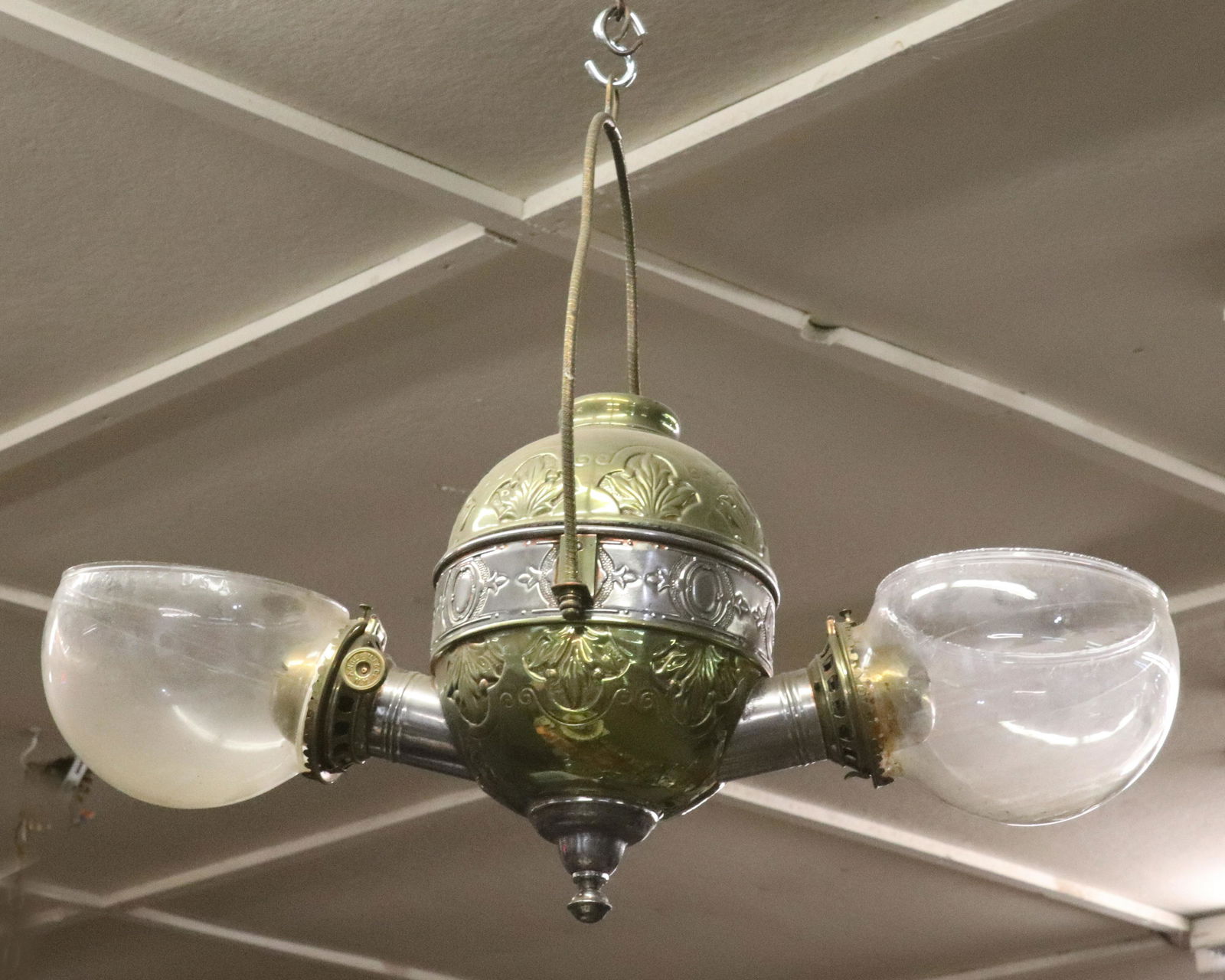 Antique Double Angle Lamp