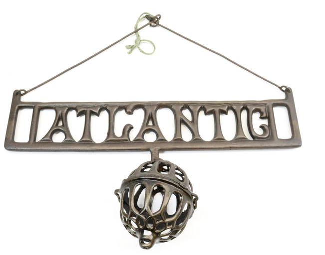 Cast Iron Atlantic String Holder