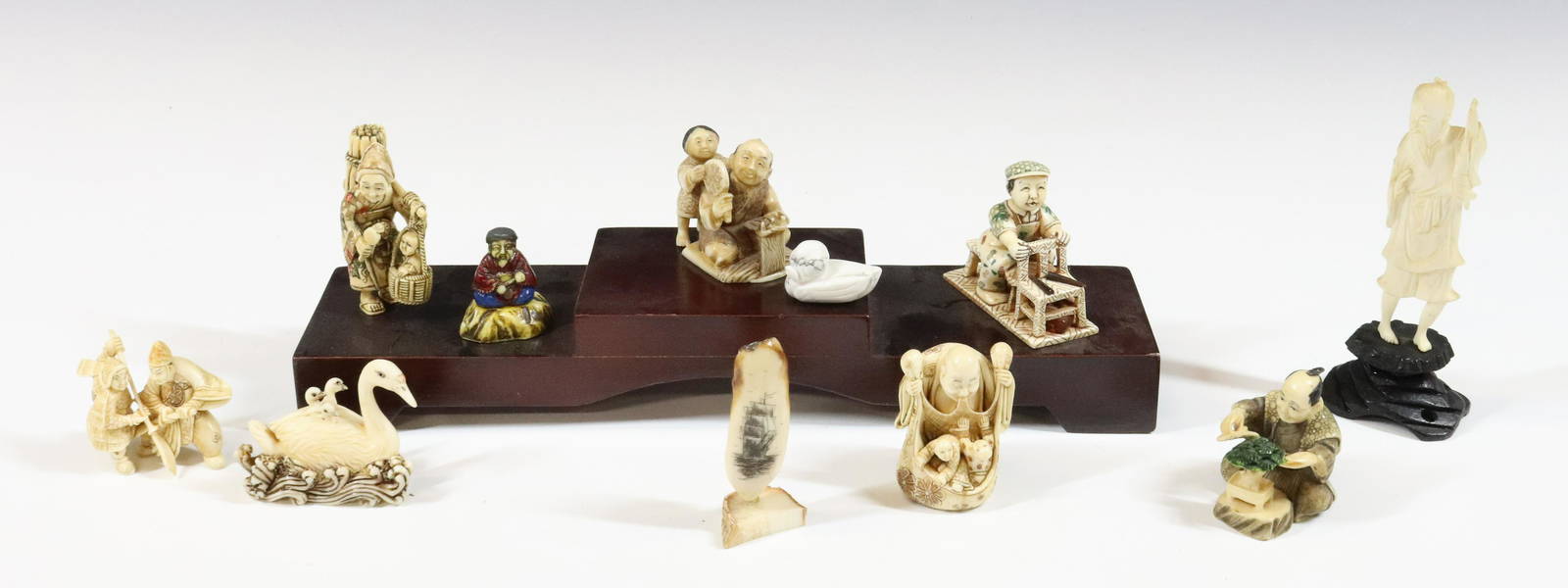 (12) Hand Carved Netsuke Auction