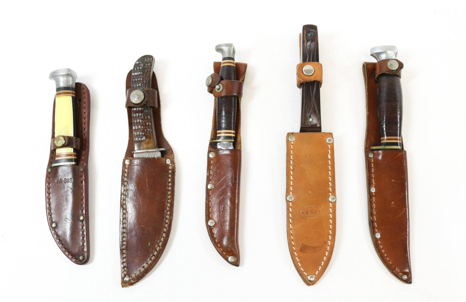 (4) Kabar Hunting Knives Auction