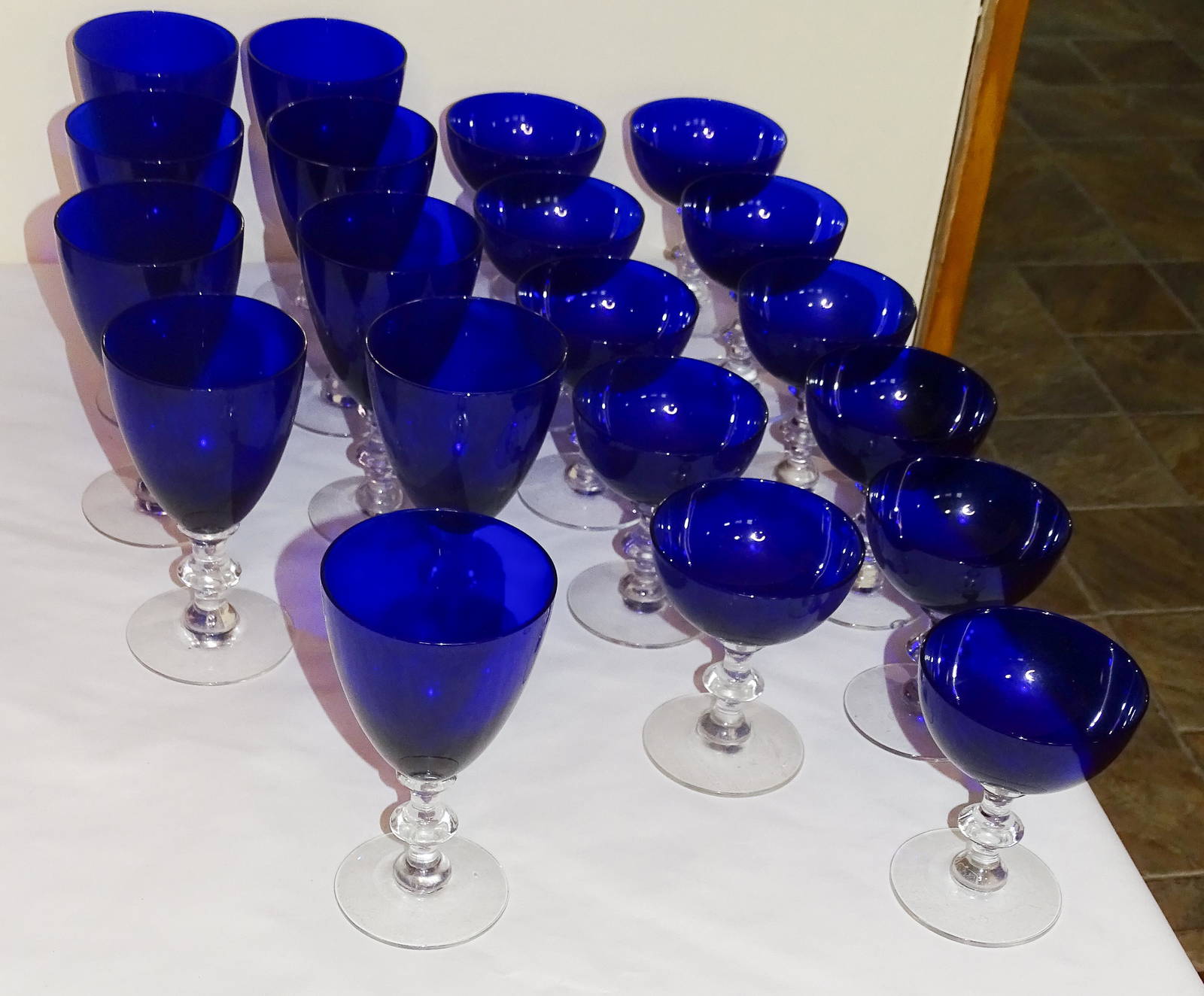 (20) Vintage Cobalt Blue Stemware Auction
