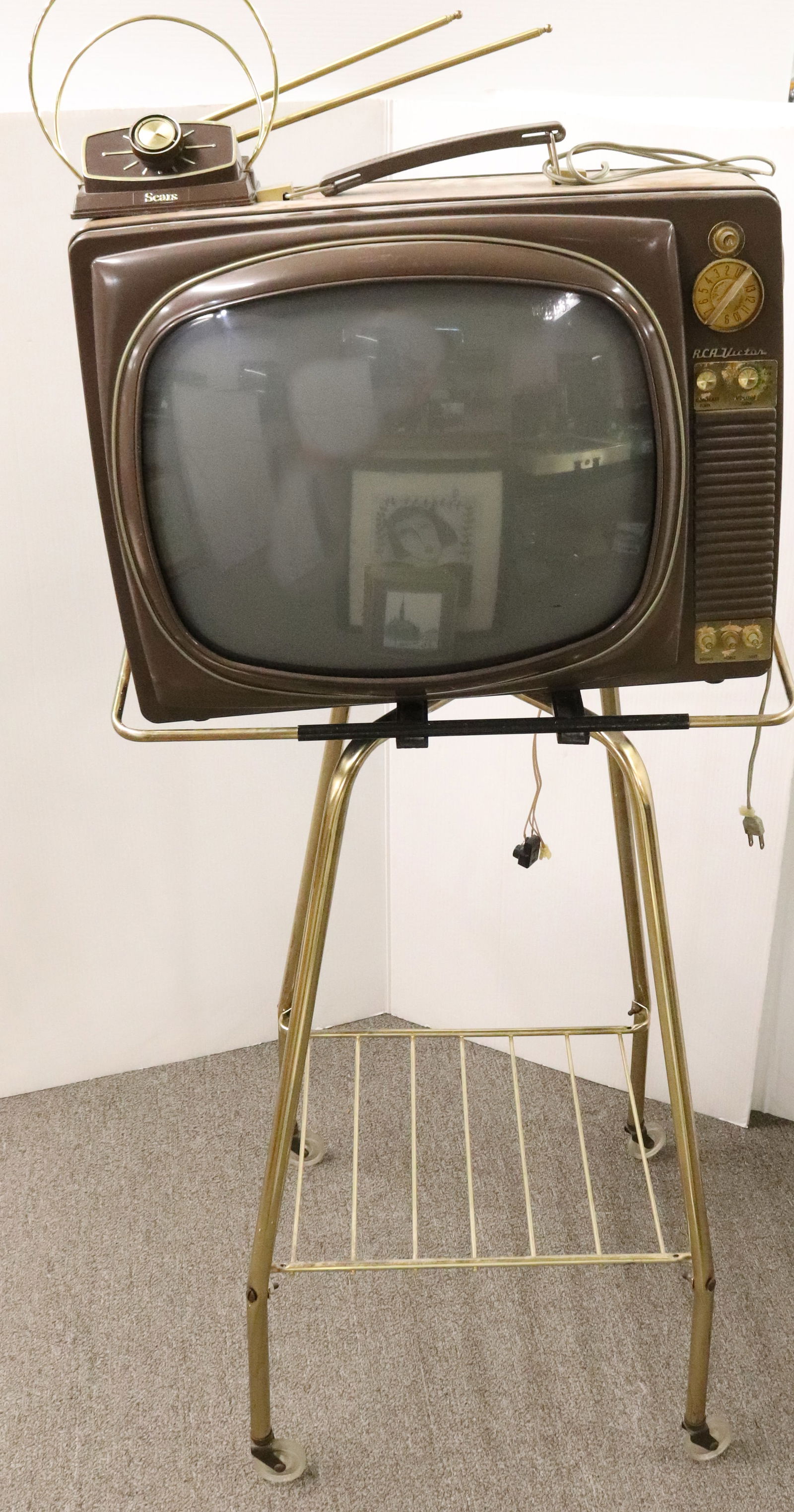Rca Victor Portable Television Auction