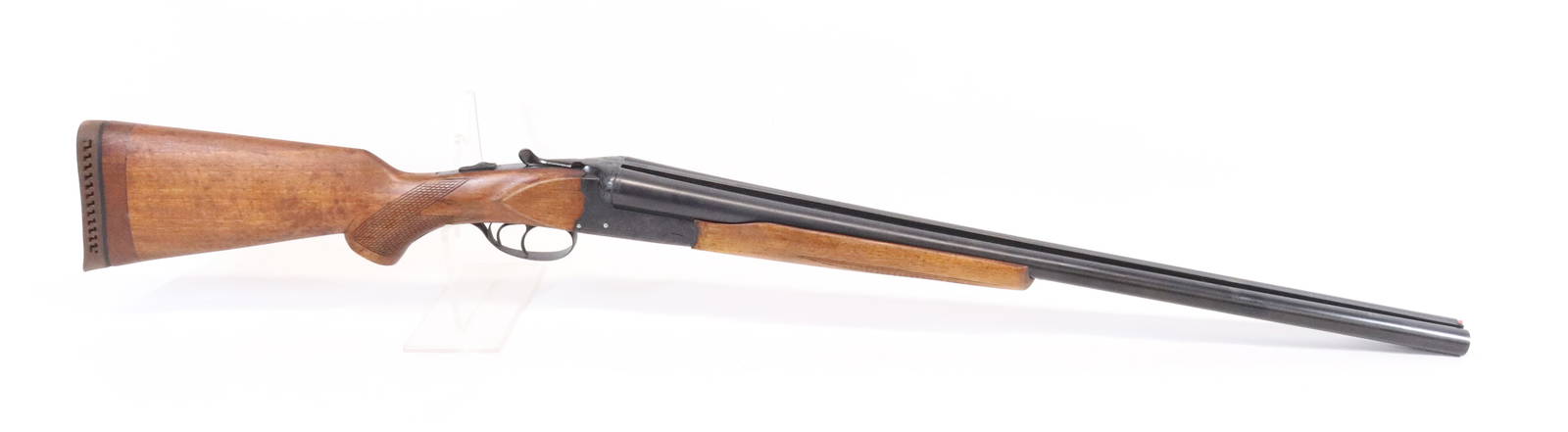 Universal Double Wing Shotgun Auction