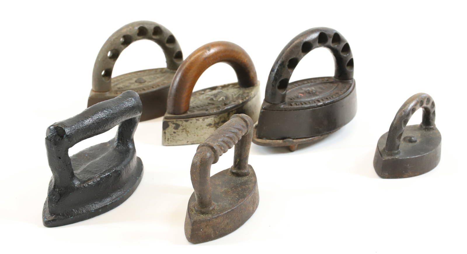 Lot Of Miniature Sad Irons Auction