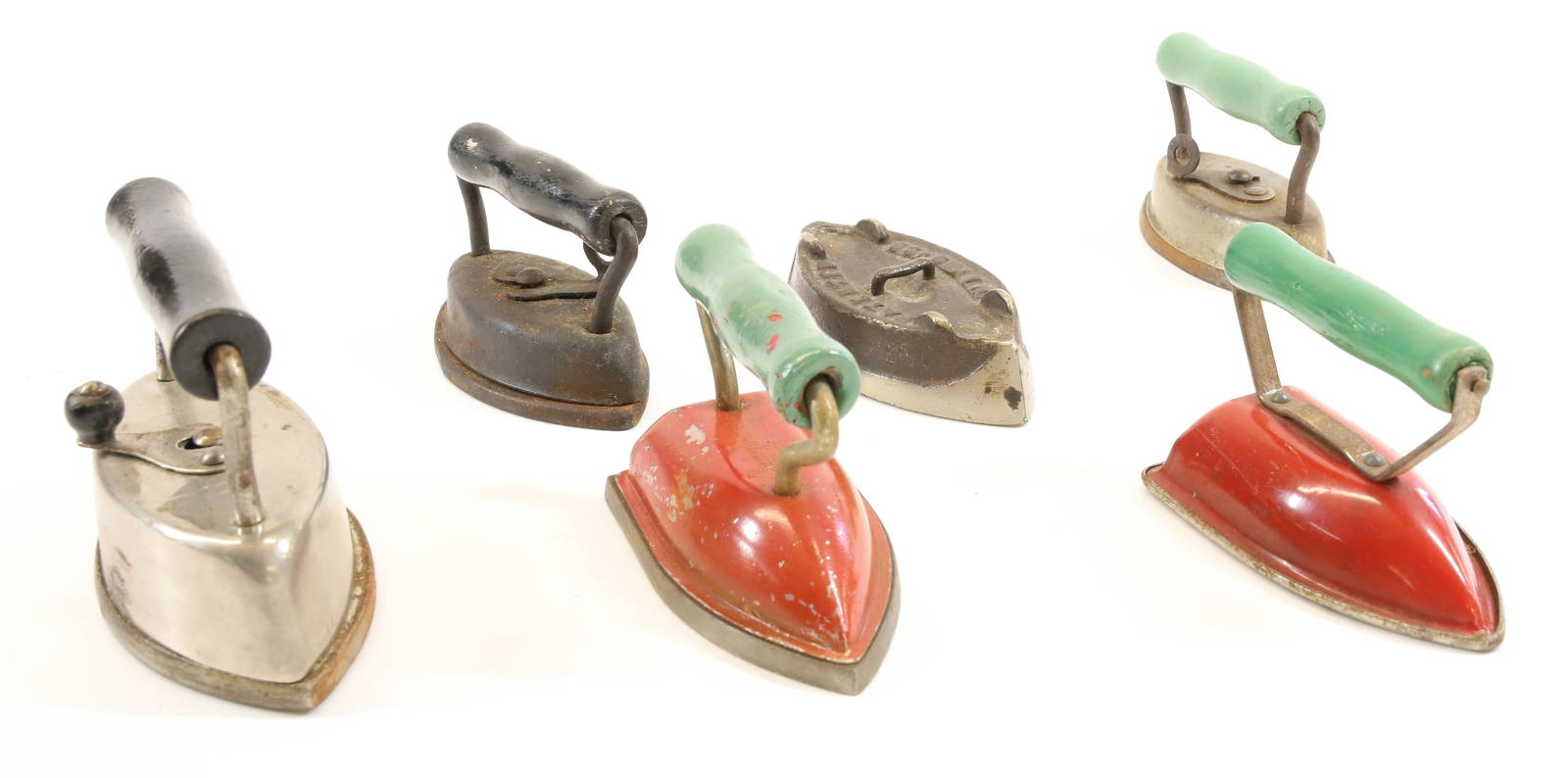 Lot Of Miniature Sad Irons Auction