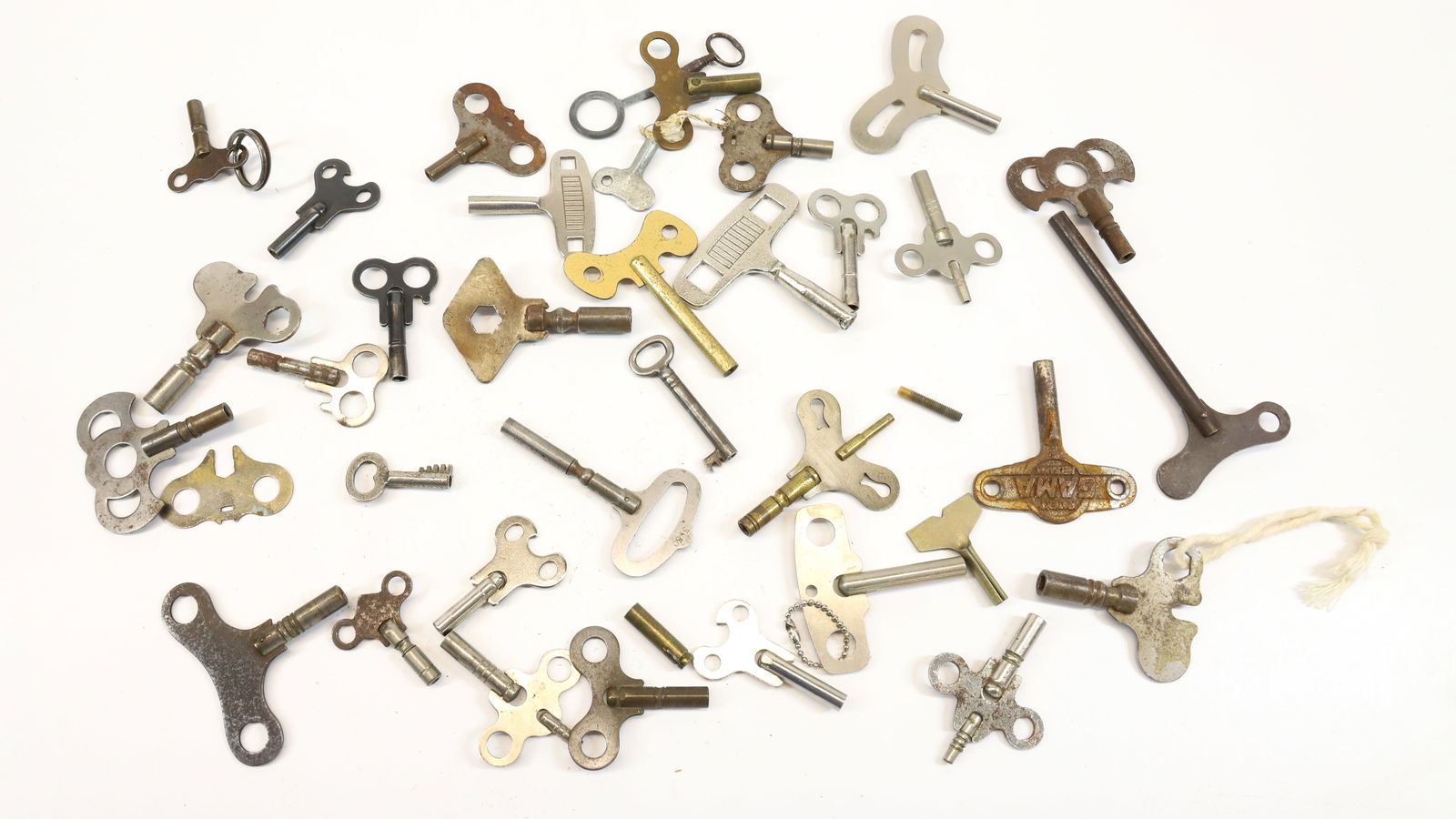 Lot Of Antique Clock Keys Auction
