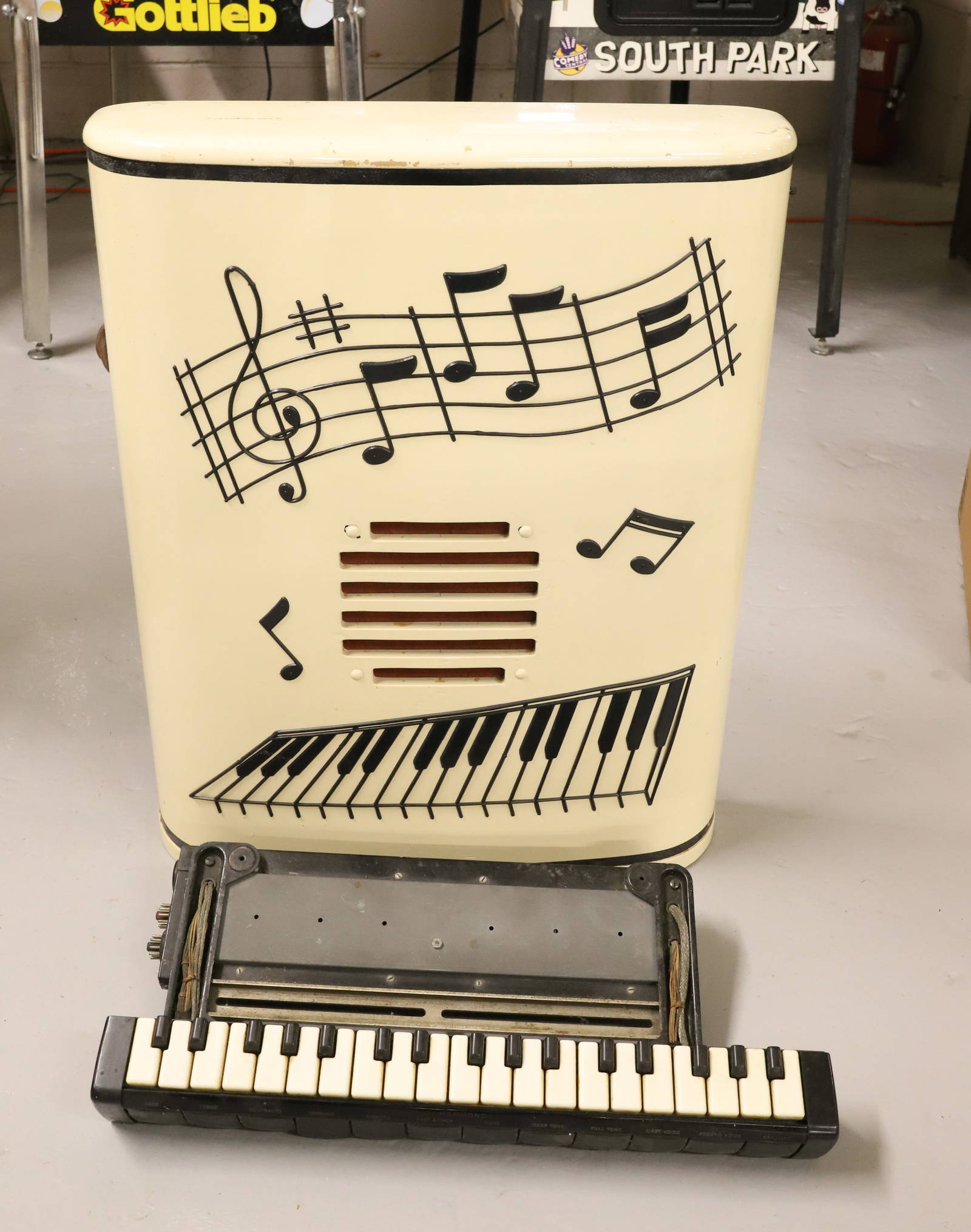 Hammond Solovox Tone Cabinet Auction