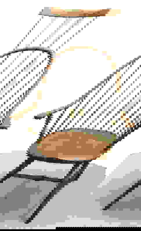 18th C. Rhode Island Windsor Chair Auction