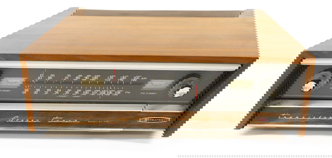 Vintage Heathkit Transistor Stereo Tuner