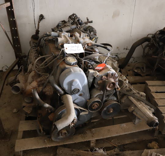 (2) Ford 4 Cylinder Engines