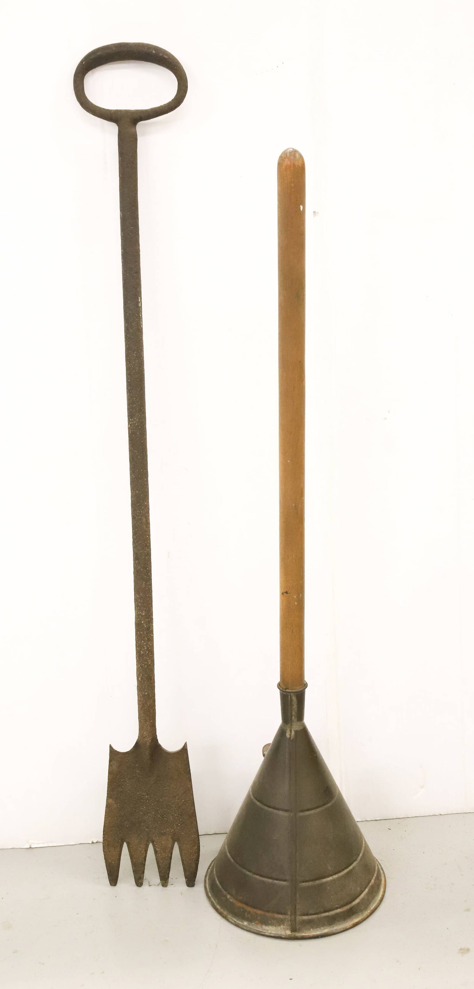 Washing Machine Plunger And Ice Breaker Auction