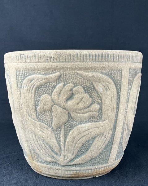 Red Wing Union Brush Ware Pottery Jardiniã¨re Auction