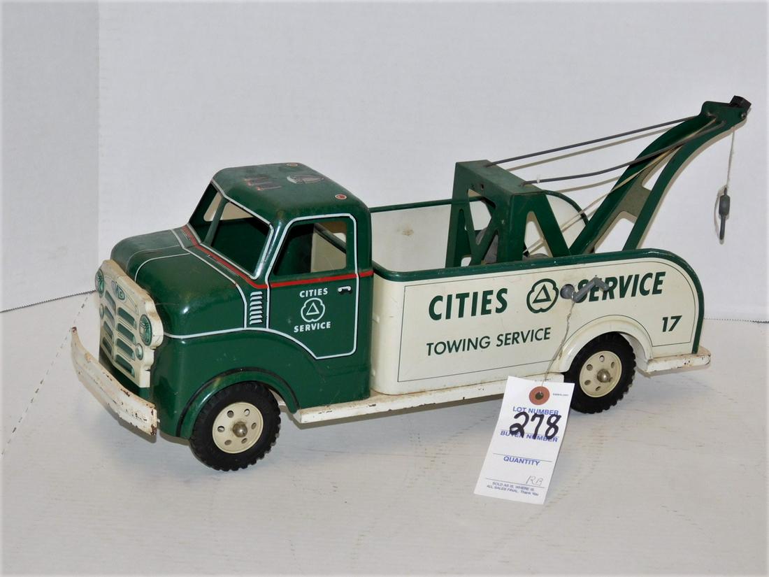 Marx Lumar Cities Service Tow Truck Auction