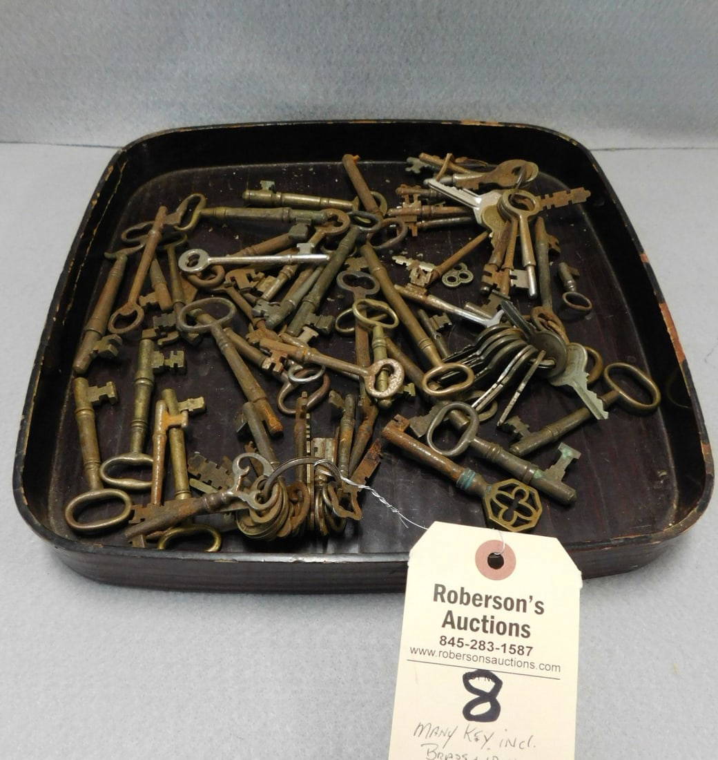 Lot Of Early Keys Auction