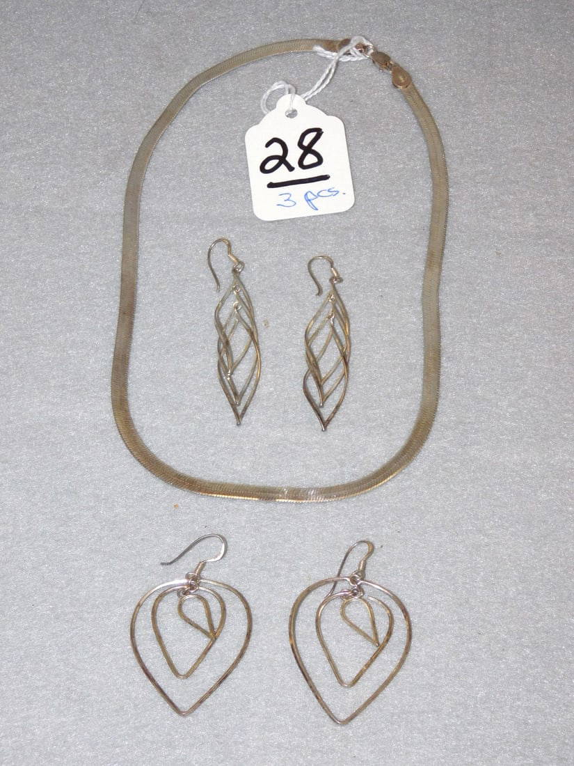 18" Sterling Herringbone Necklace & Earrings - Jun 21, 2025 | Roberson ...