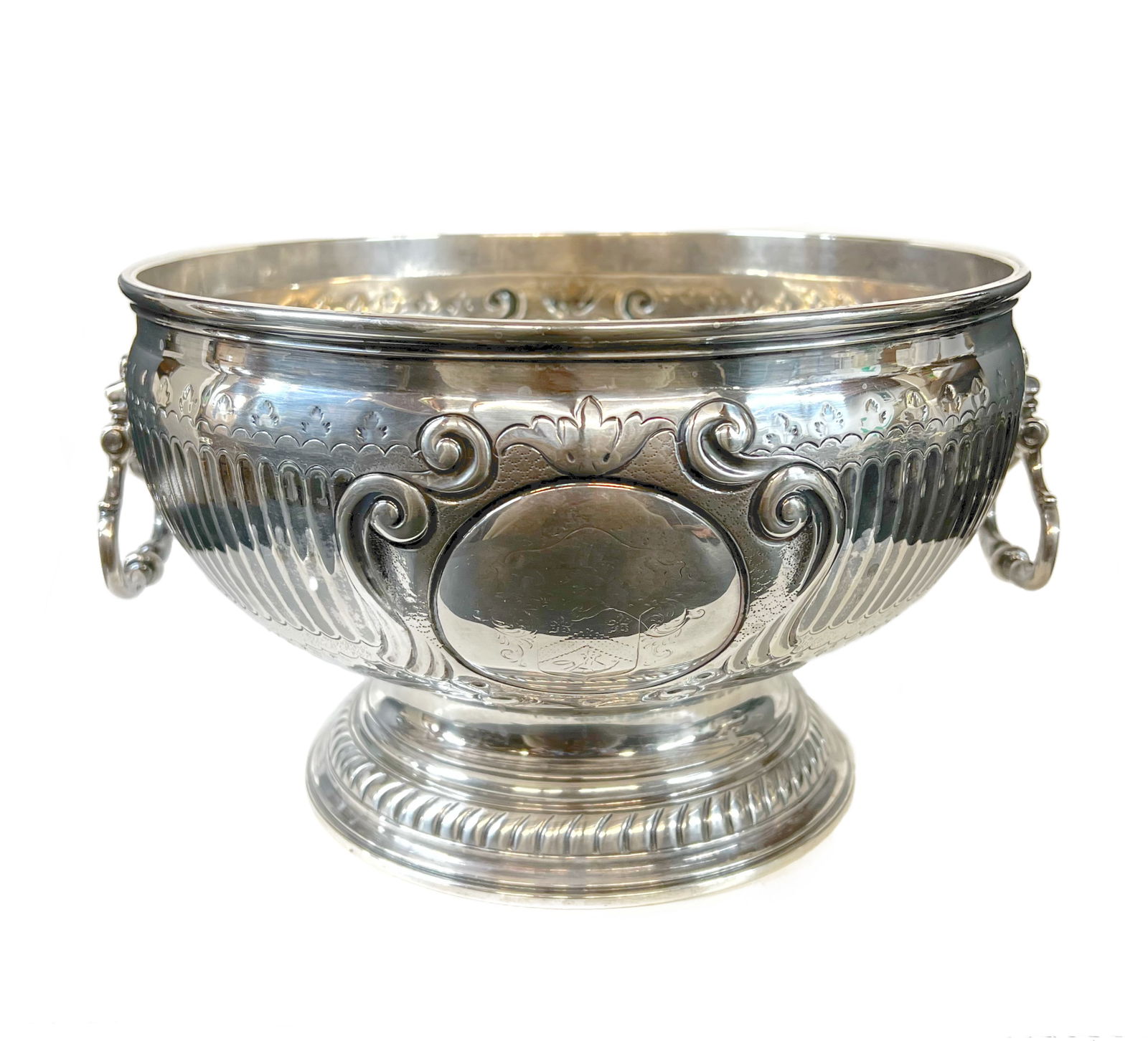 George I Sterling Silver Centerpiece Bowl Benjamin Pyne 1727 Auction