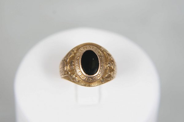 2409: VINTAGE 1930 ANNAPOLIS HIGH SCHOOL RING 10k ONYX