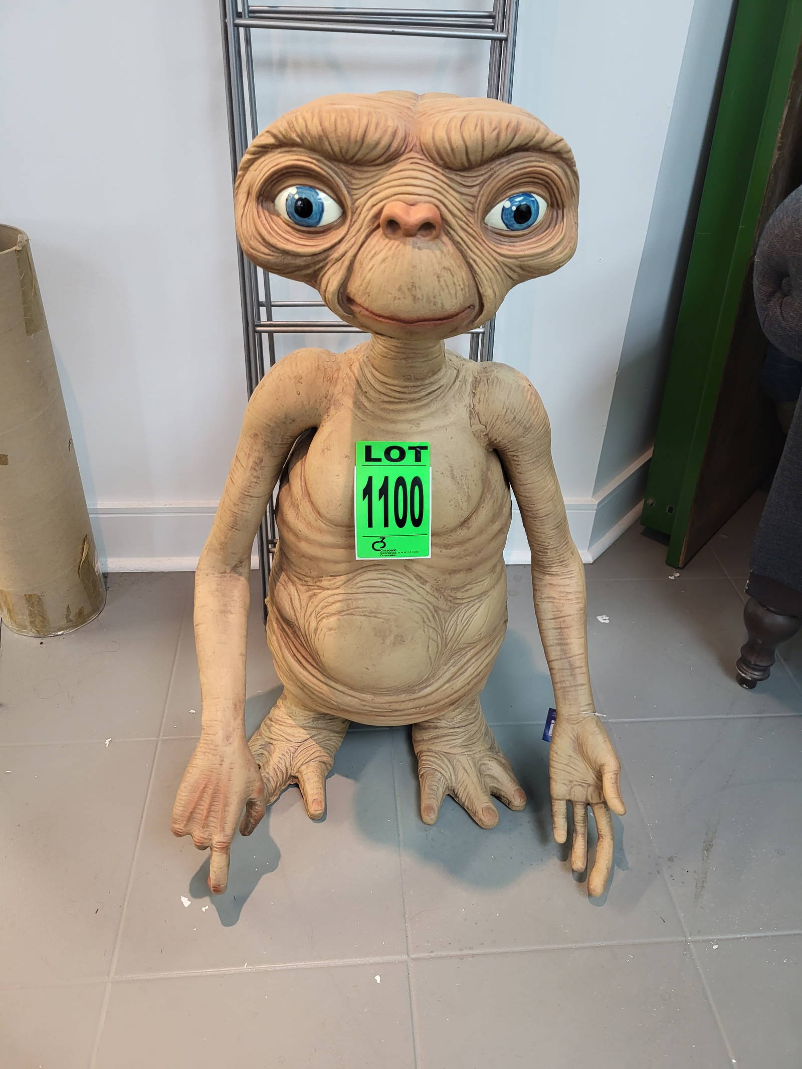 E.t The Extraterrestrial' Life-size Puppet Prop Auction