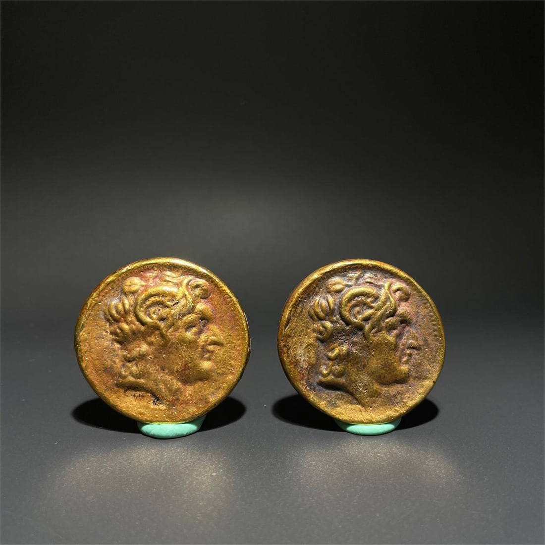 A Pair Of Fine Ancient Greek Gold Coins Auction