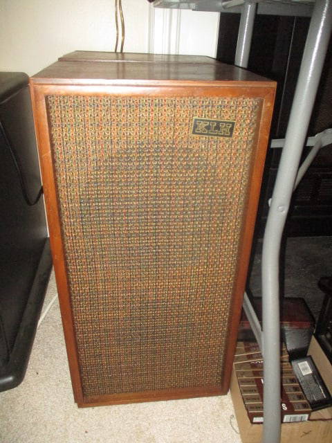 Pair Of Klh Model Seventeen Loudspeaker System Floor Speakers Auction