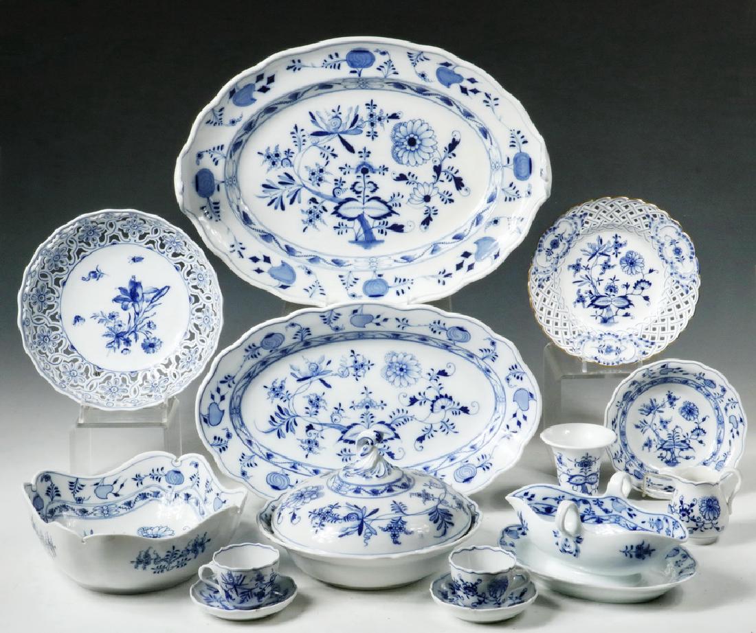 (18 PCS) MEISSEN BLUE & WHITE CHINA