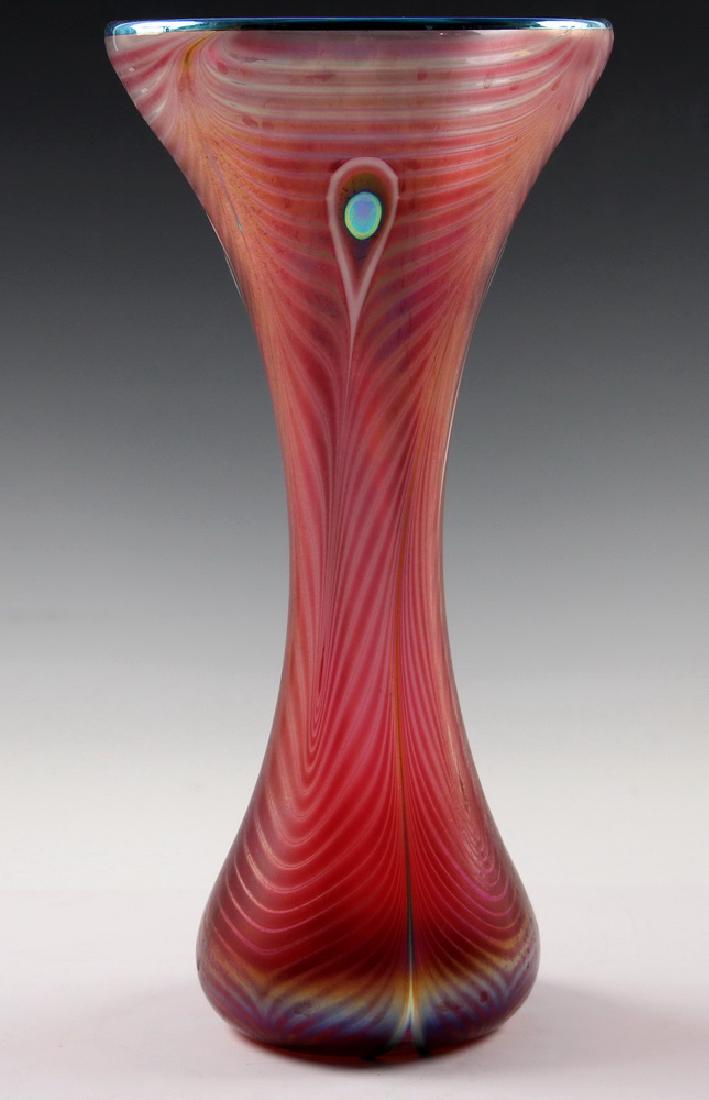 STUART ABELMAN ART GLASS VASE