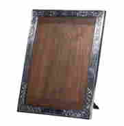 Charles Rohlfs oak wall shelf - Dec 02, 2018 | Toomey & Co. Auctioneers ...