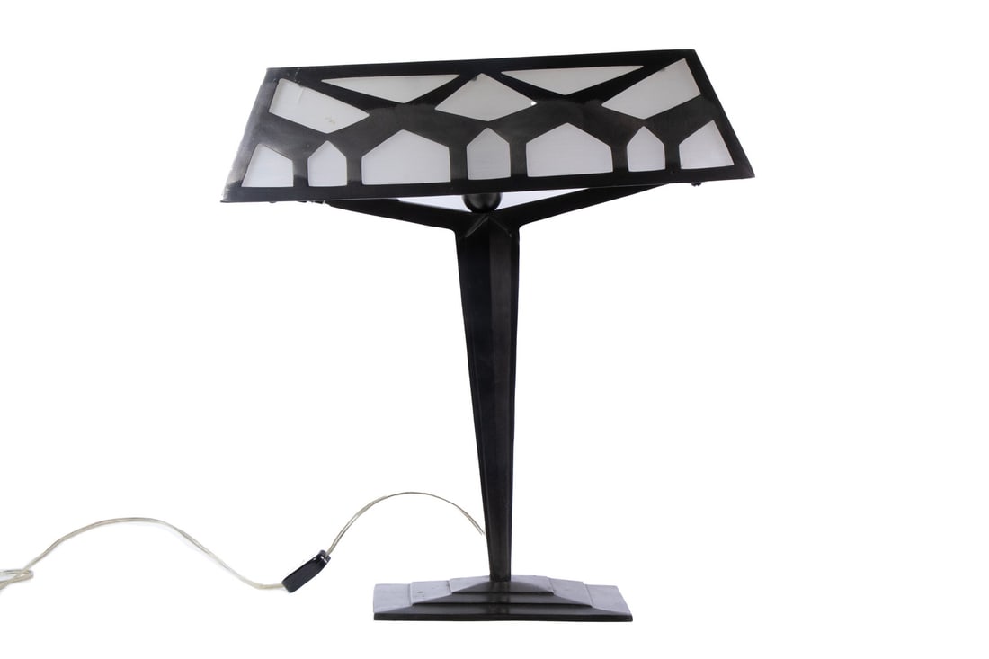 Replica Arts & Crafts Desk Lamp Auction