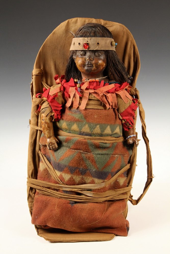 NATIVE AMERICAN PAPOOSE DOLL - 1920s Vintage Papoose