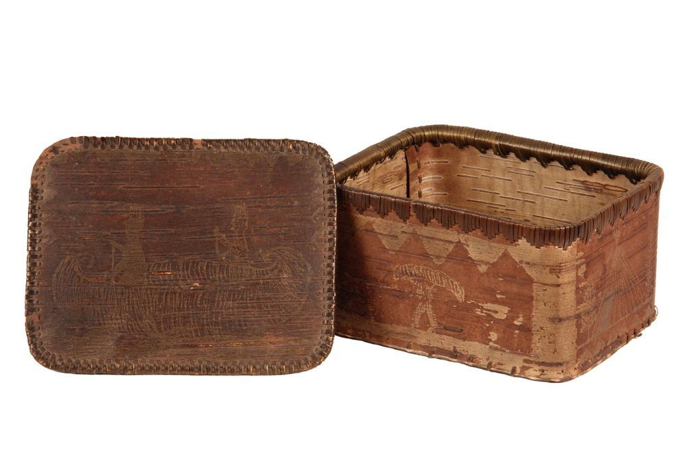 EARLY NATIVE AMERICAN BOX - Birch Bark Box in the style