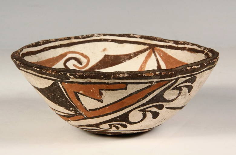 Pueblo Pottery 19th C Zuni Decorated Bowl, New