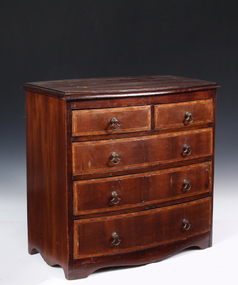 APPRENTICE MADE MINIATURE CHEST MODEL - English Period